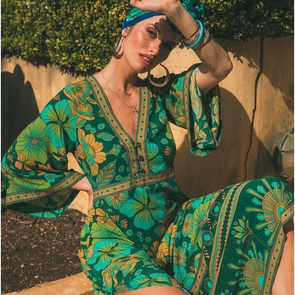 Nine Lives Bazaar | Dresses | Nine Lives Bazar Empire Dress Emerald ...